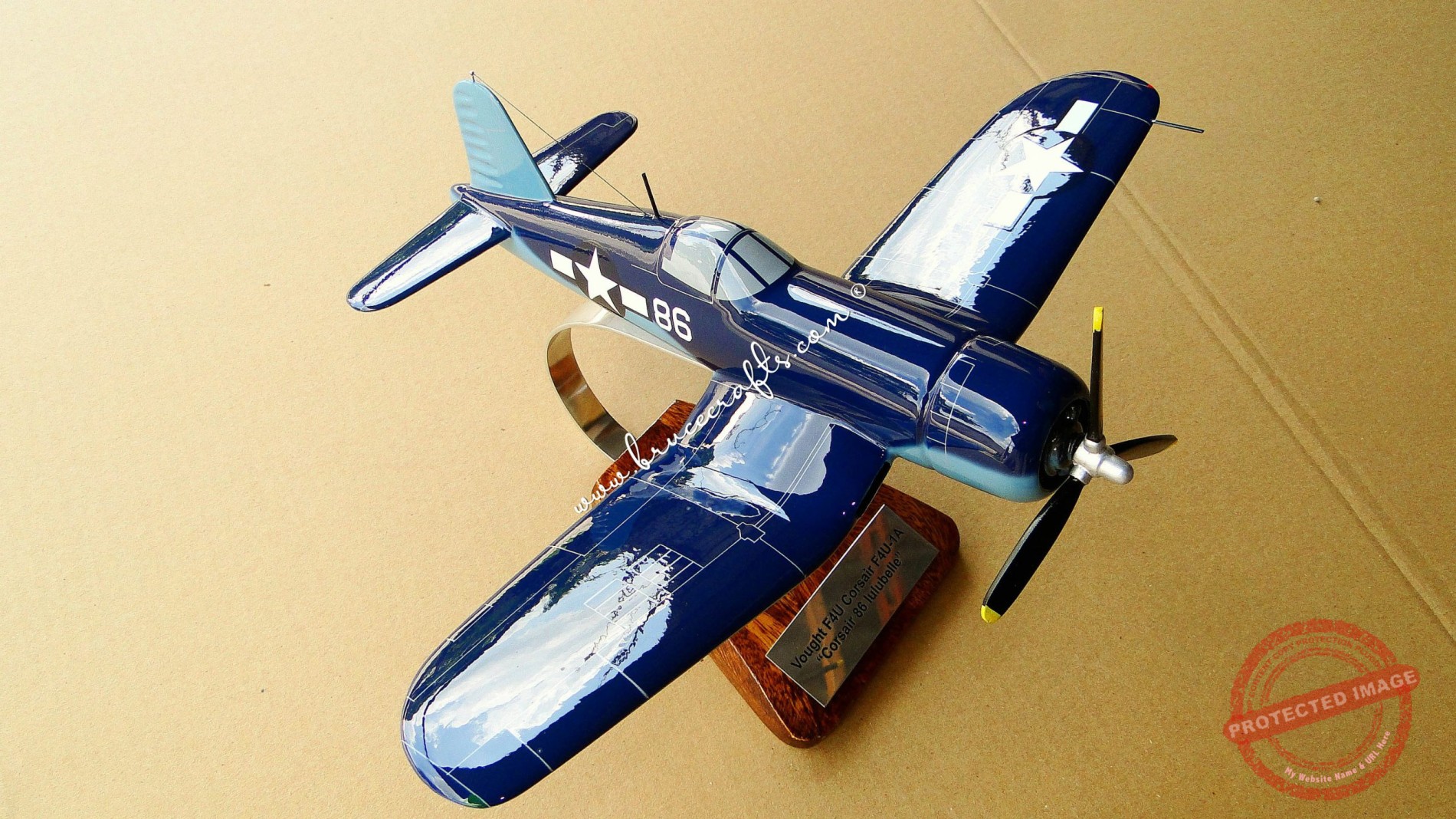 Vought F4U Corsair F4U-1A Corsair 86 lulubelle - Mahogany Wooden ...